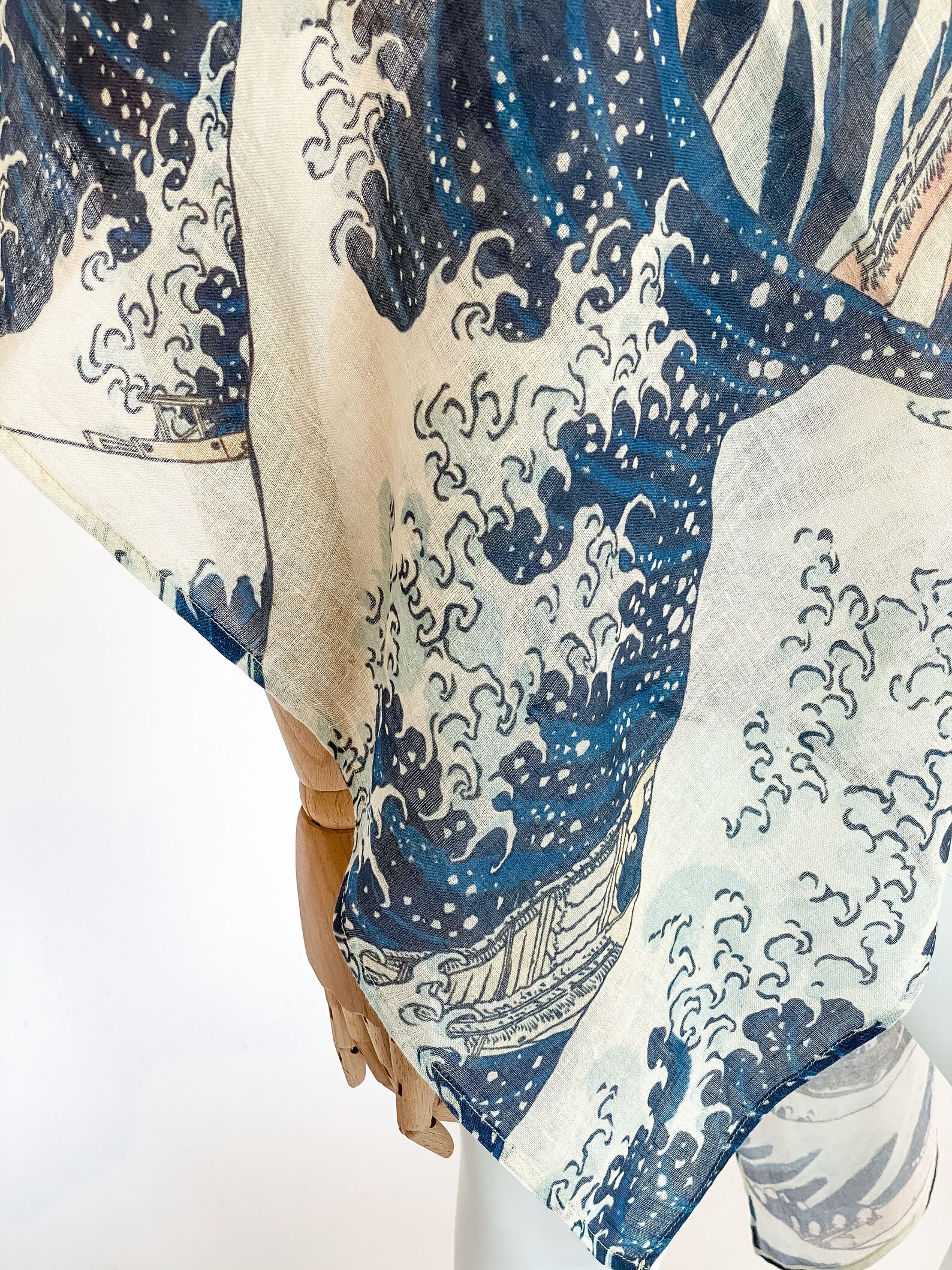 Women Scarf Great Wave Linen Scarf Katsushika Hokusai - Etsy