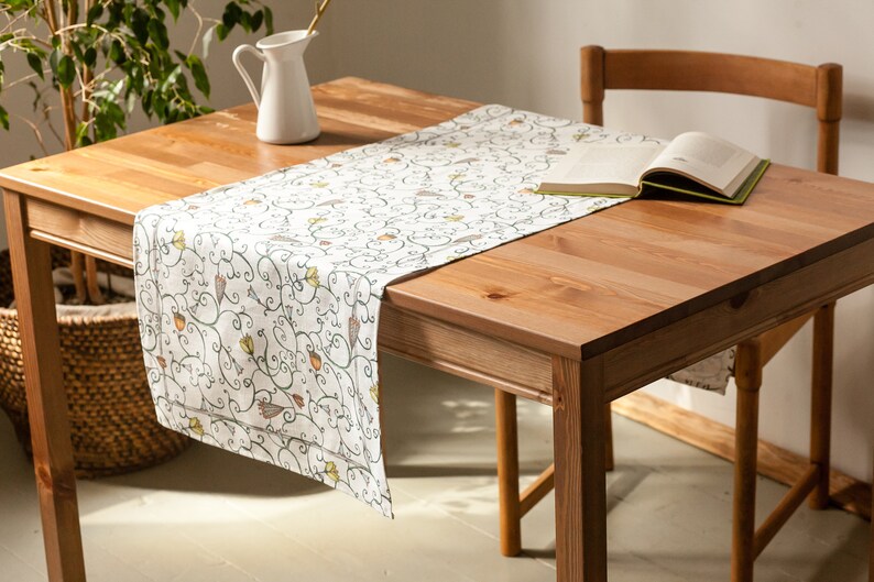 Table Runner Floral Flowers Print Housewarming 100% Linen - Etsy