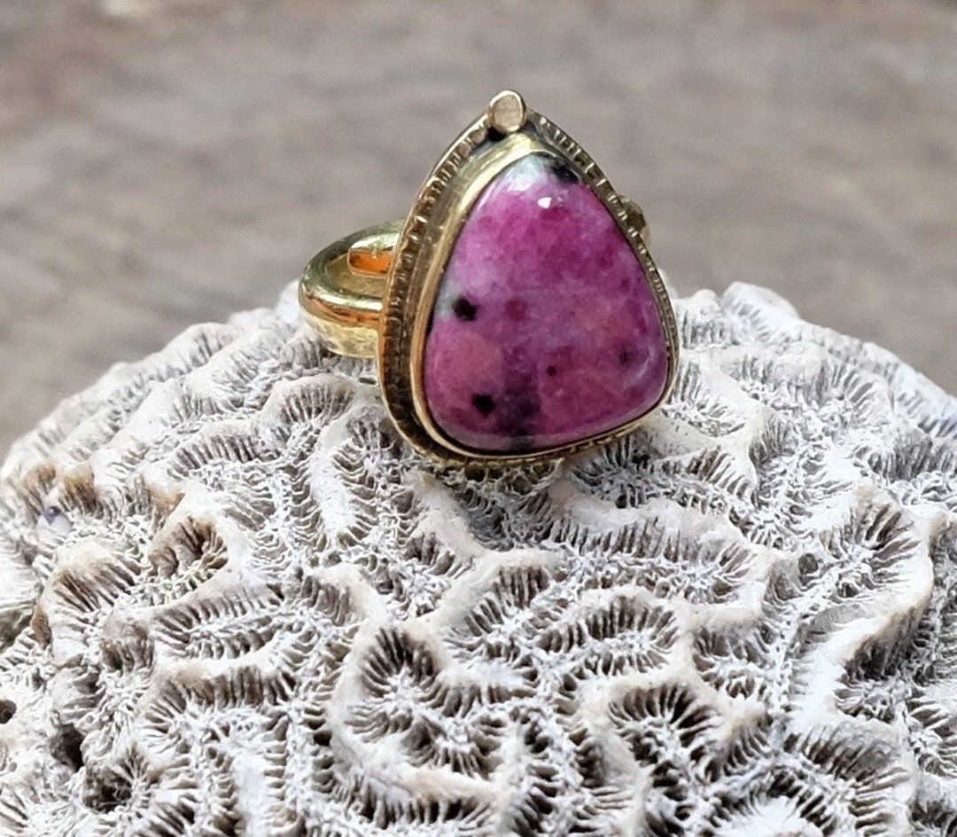 Ruby Root Ring – “little Rose” Fine Stone Ring - Etsy