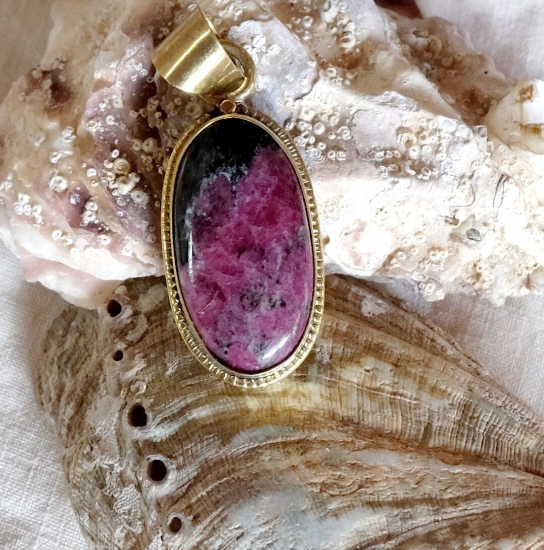 Ruby Root Pendant Ruby Root Jewelry el Color Purpura - Etsy