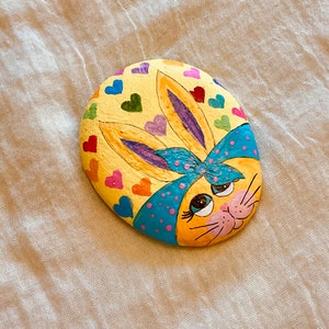 Painted Bunny Rock, Rabbit Stone Painting, Heart Love Bunny ...