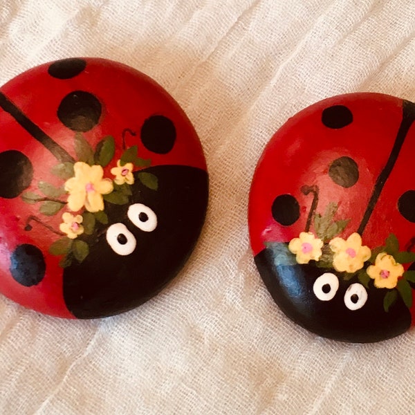 Ladybug Painted Rocks - Etsy