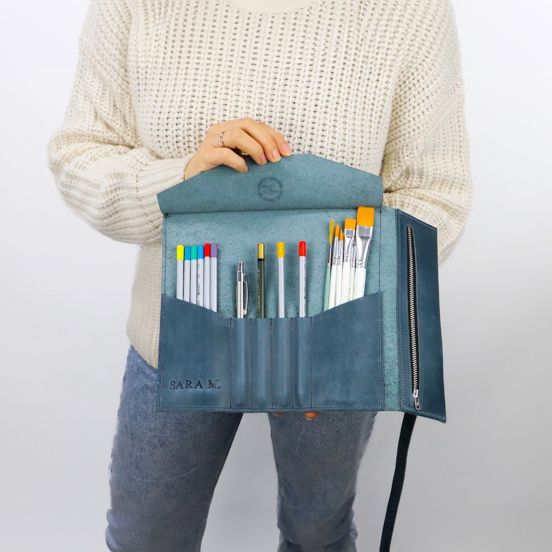 Custom Leather Paint Brush Case, Personalized Gift for Artist, Birthday ...