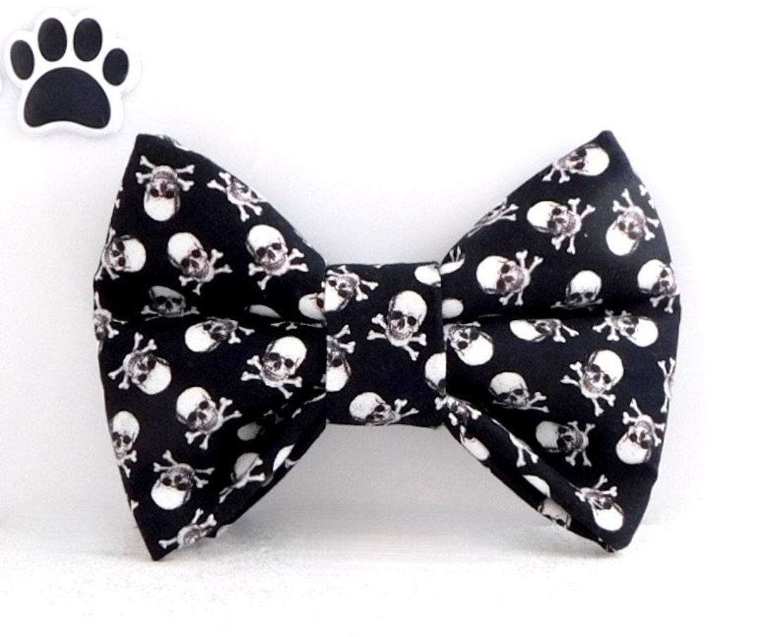Skull and Crossbones Dog Bow / Skull and Crossbones Cat Bow Tie ...