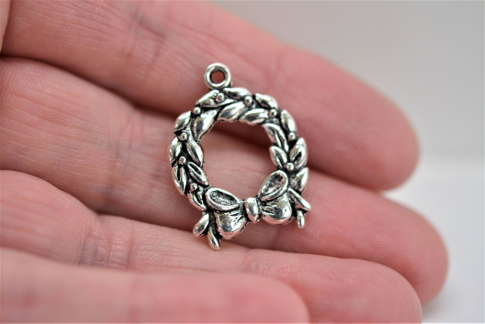 Christmas Wreath Charm Garland Charm Holiday Charm Set of 6 - Etsy