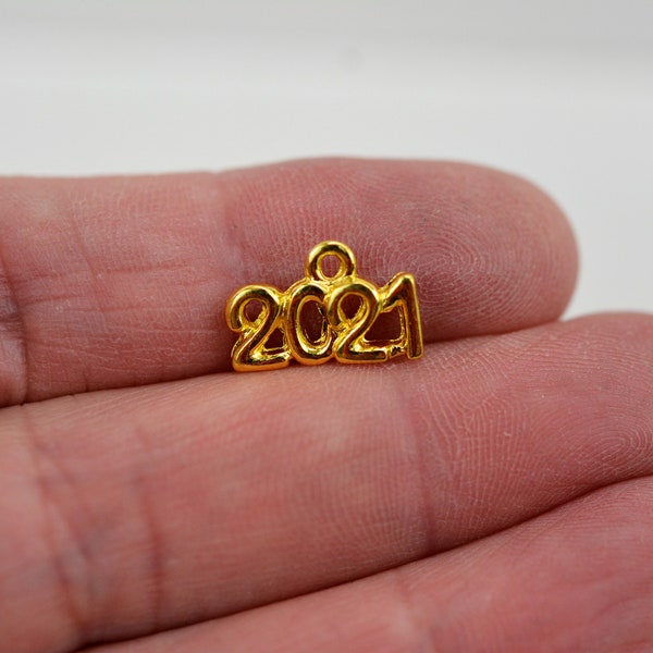 2021 Charm - Etsy