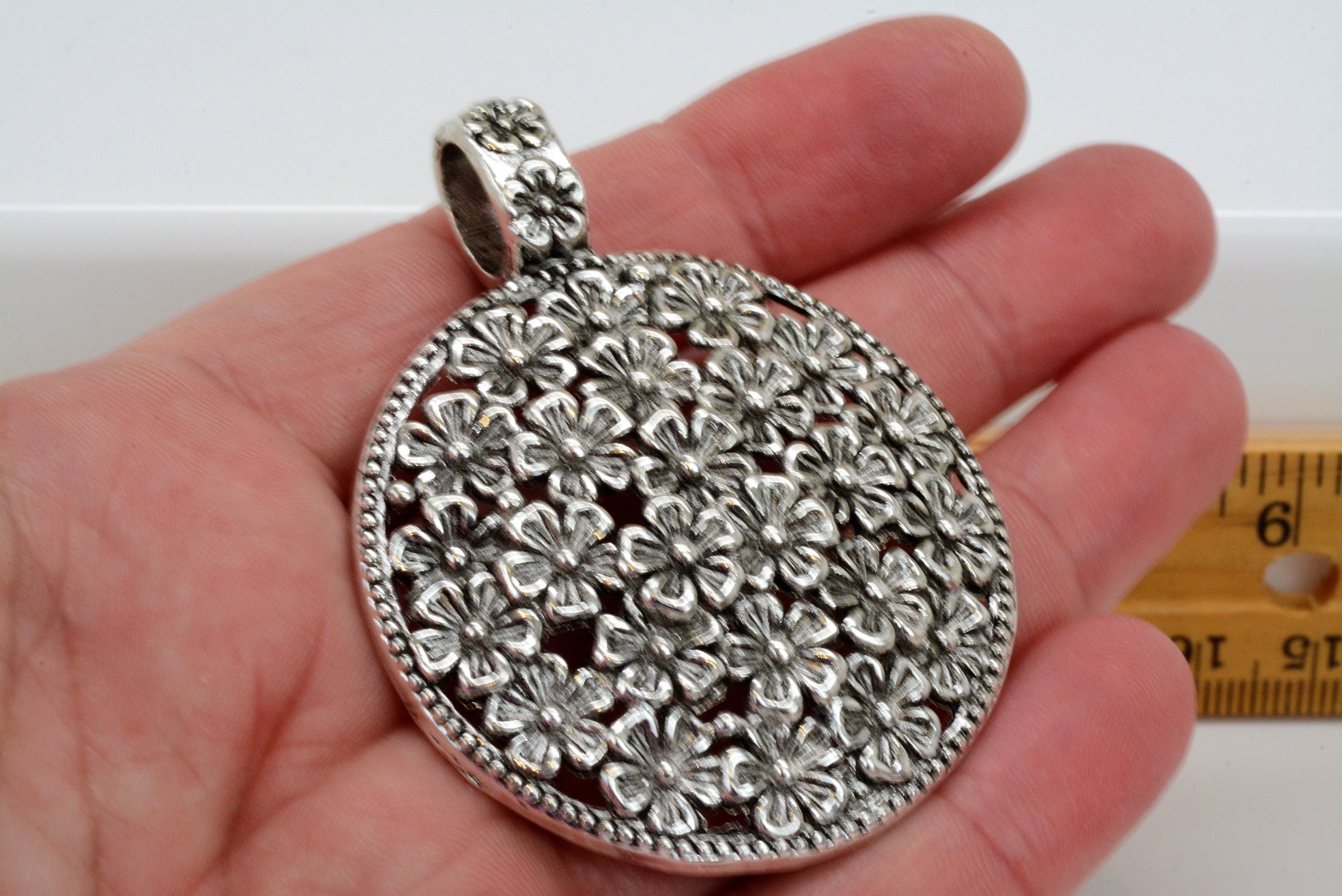 Boho Chic Pendant Large Flower Pendant Round Flower Pendant - Etsy