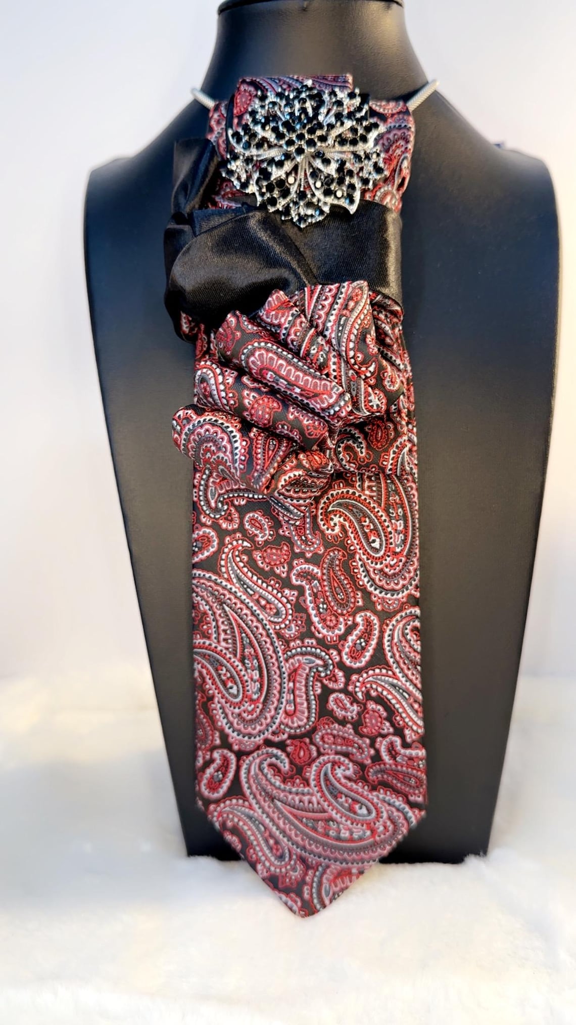 Red and Black Paisley Junk Tie Necklace. - Etsy
