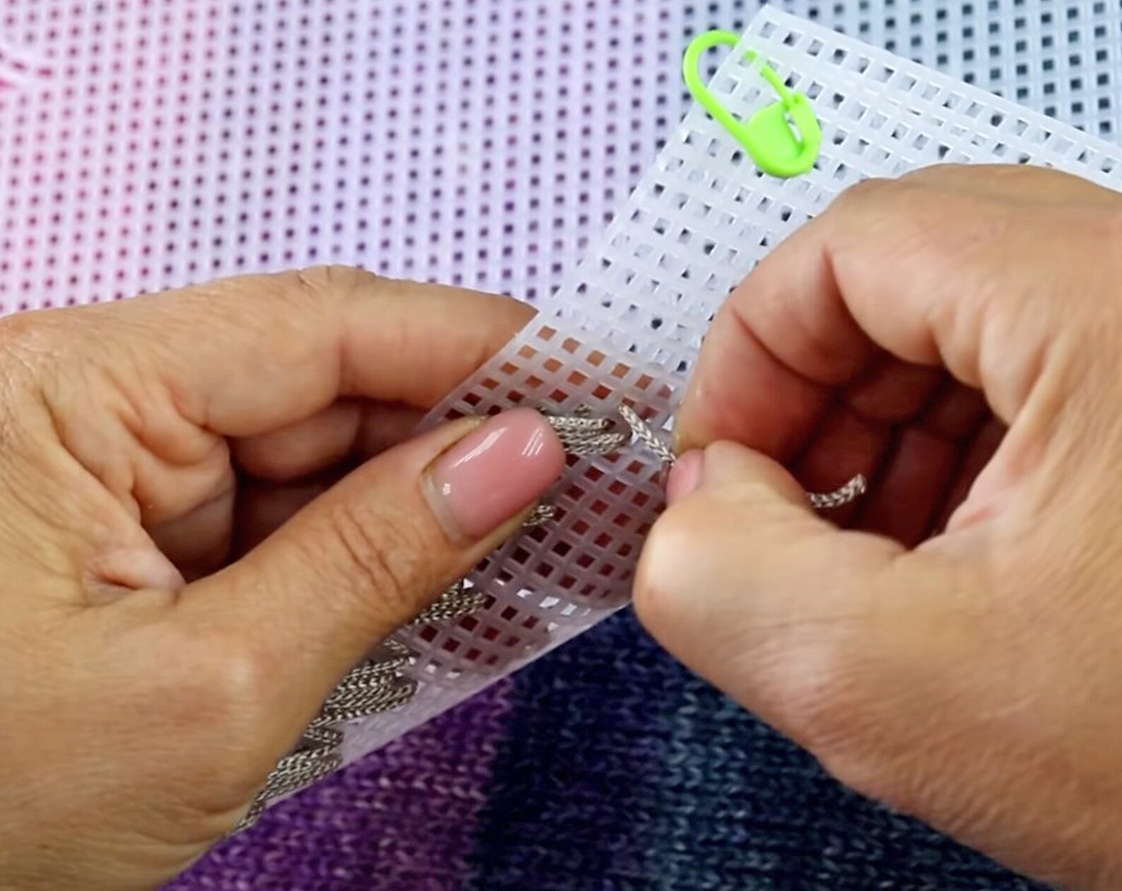 Embroidery Pattern Plastic Canva BAG. Video Tutorial Bag on - Etsy