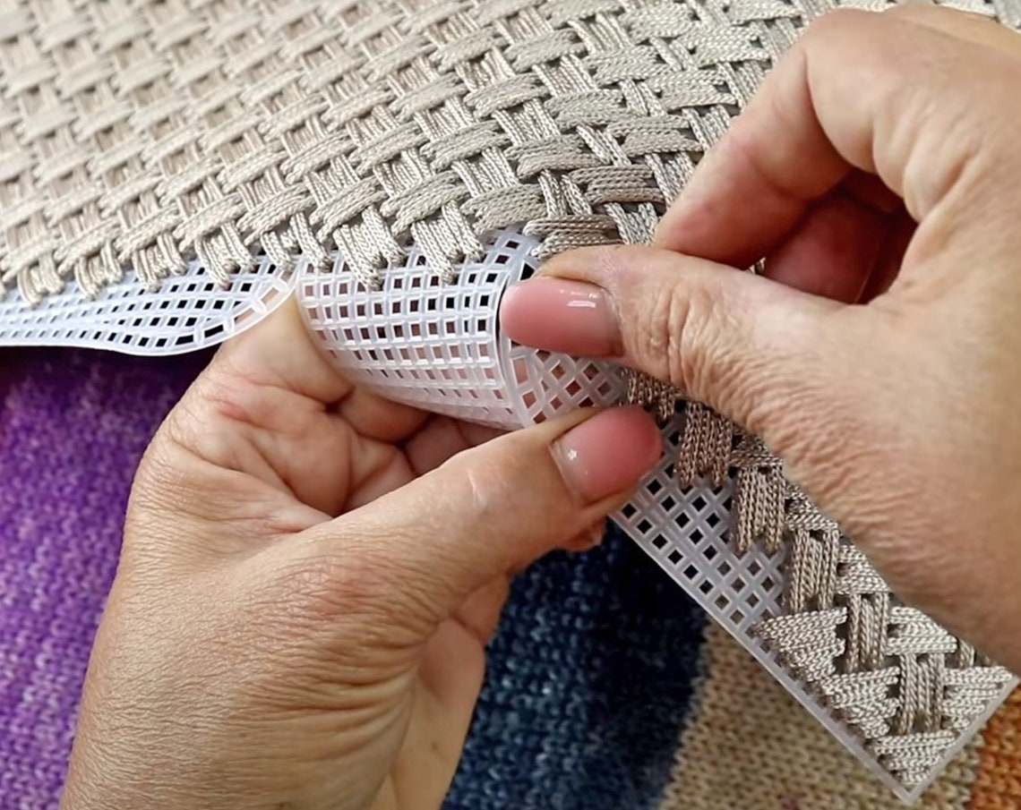 Embroidery Pattern Plastic Canva BAG. Video Tutorial Bag on - Etsy