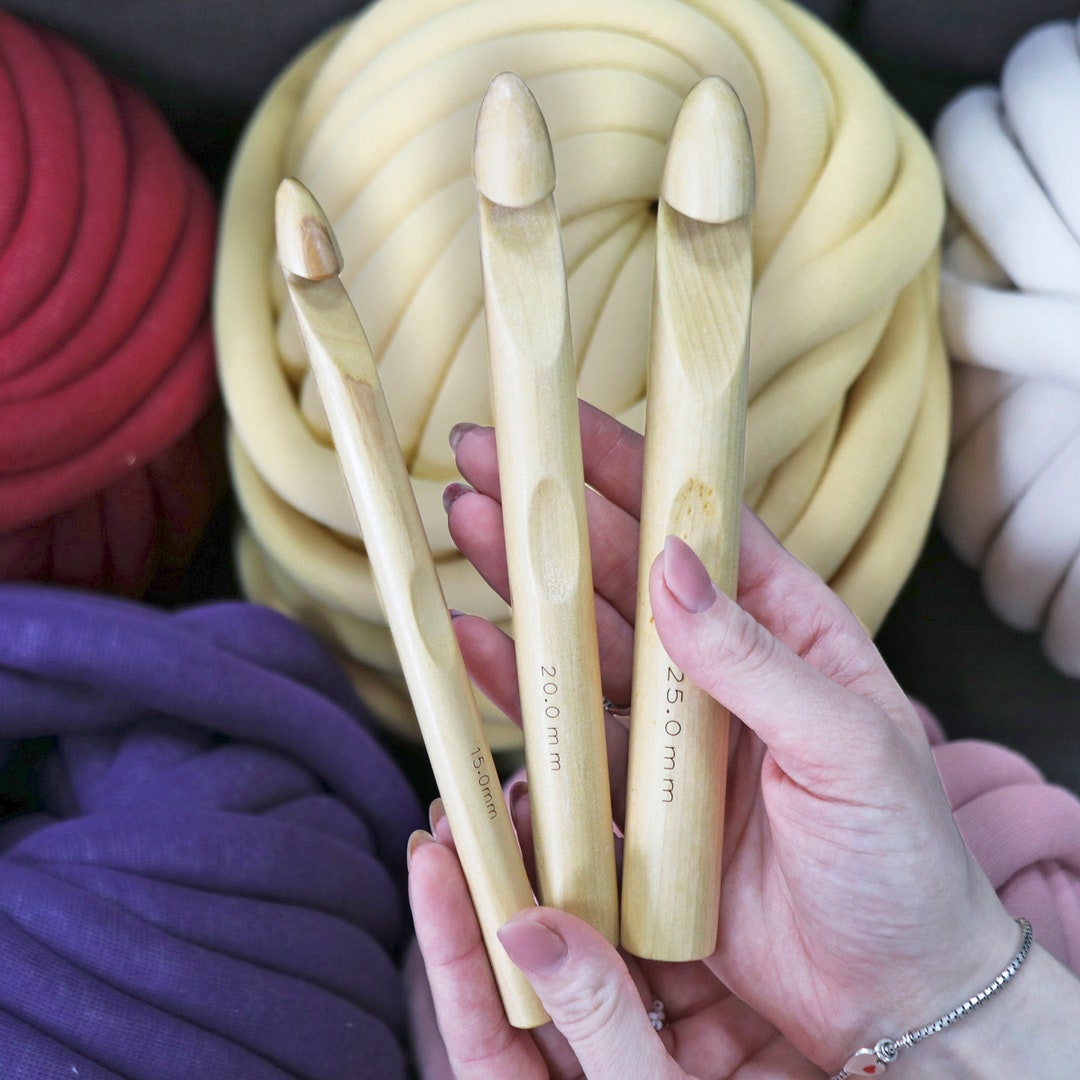 Jumbo Crochet Hooks, Includes Sizes 15mm, 20mm, 25mm, Crochet Hooks for ...