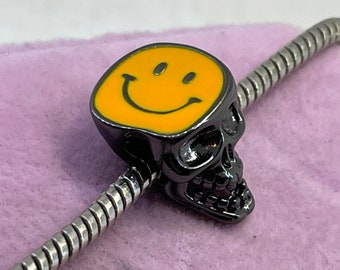 Pandora Smiley Face - Etsy