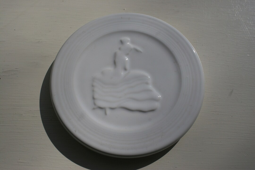 Fiestaware Fiesta White 6 Inch Dancing Lady Trivet Brand New Old Stock ...