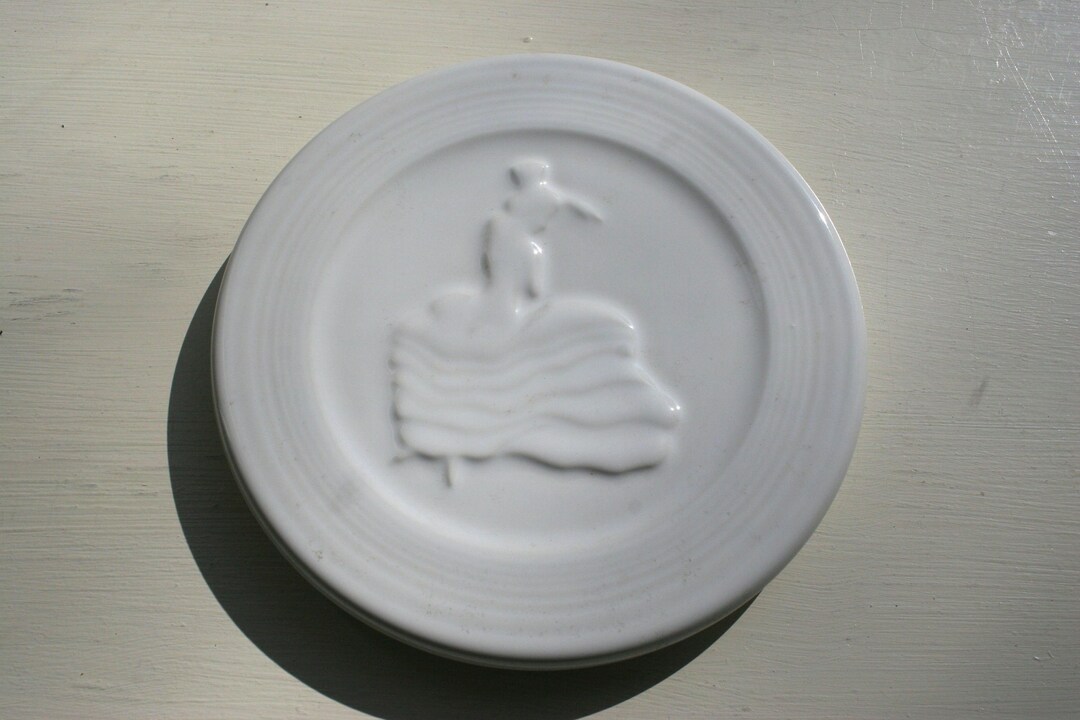 Fiestaware Fiesta White 6 Inch Dancing Lady Trivet Brand New Old Stock ...