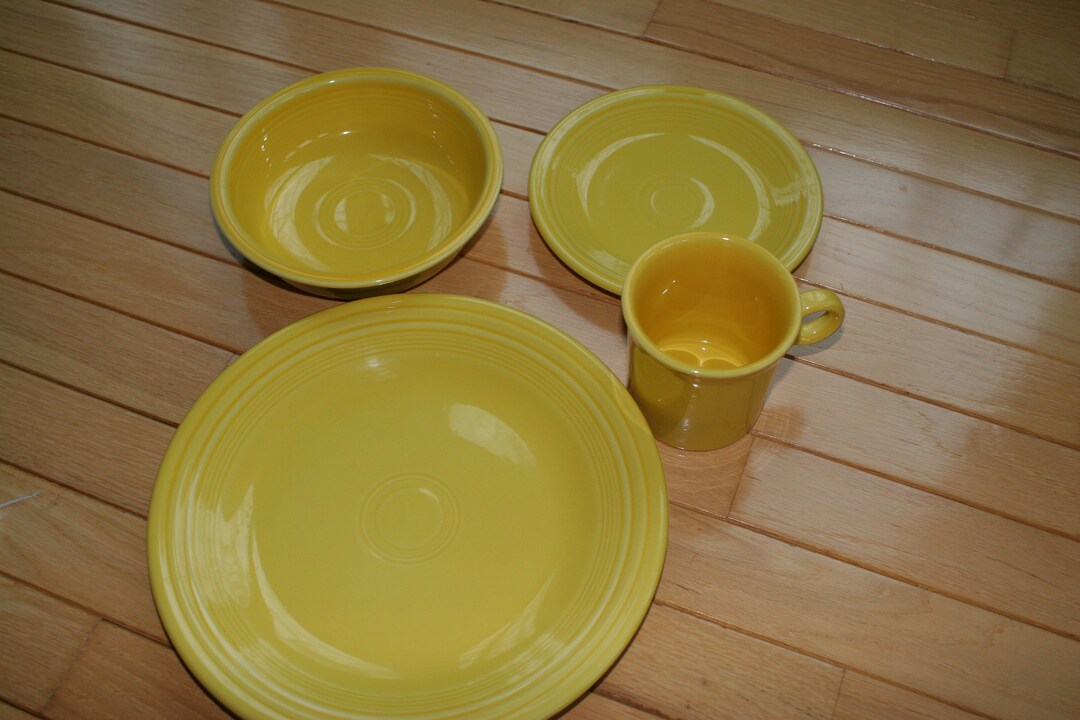 Fiestaware Sunflower Yellow 4-piece Place Setting - New Old Stock - Etsy