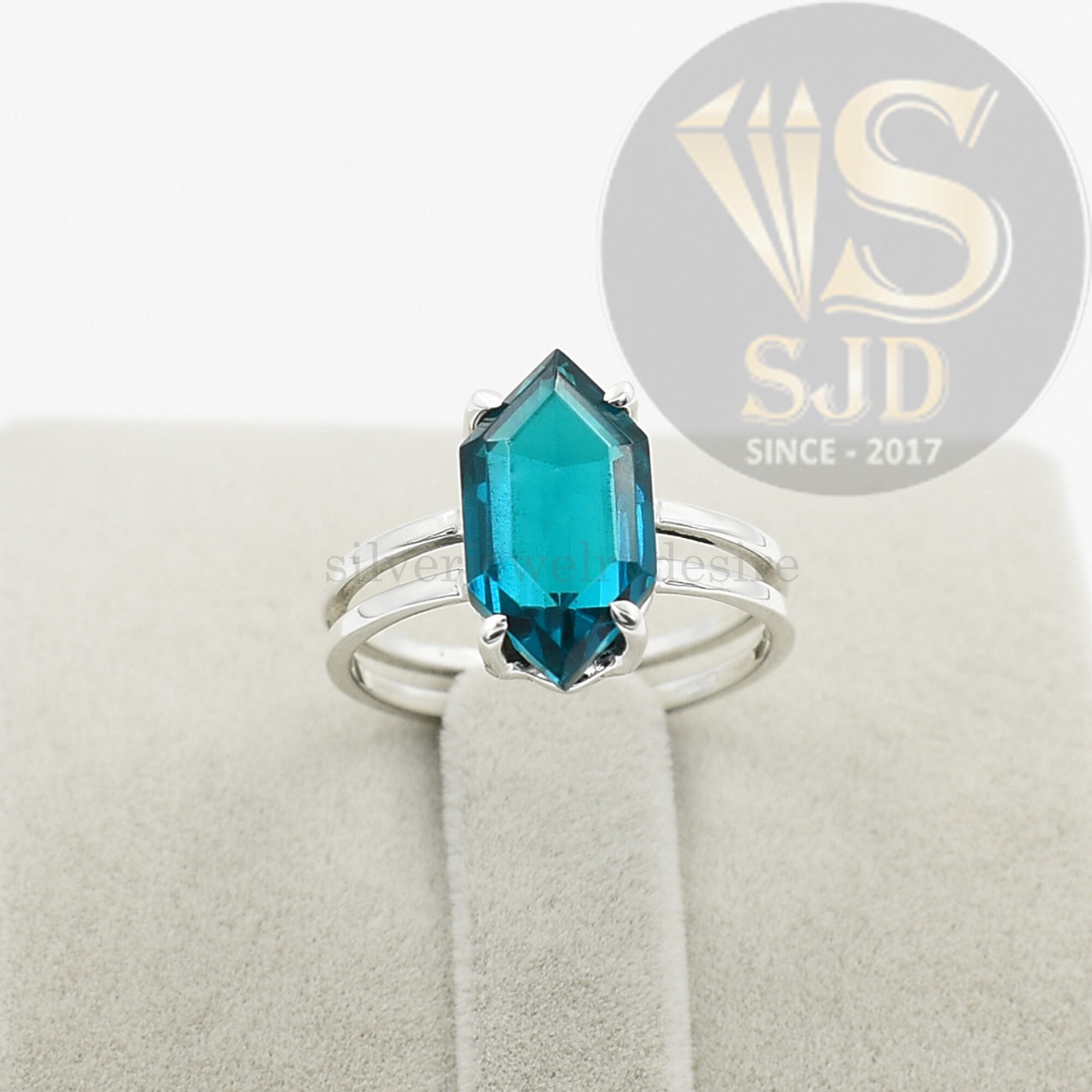 Teal Jem Ring - Etsy