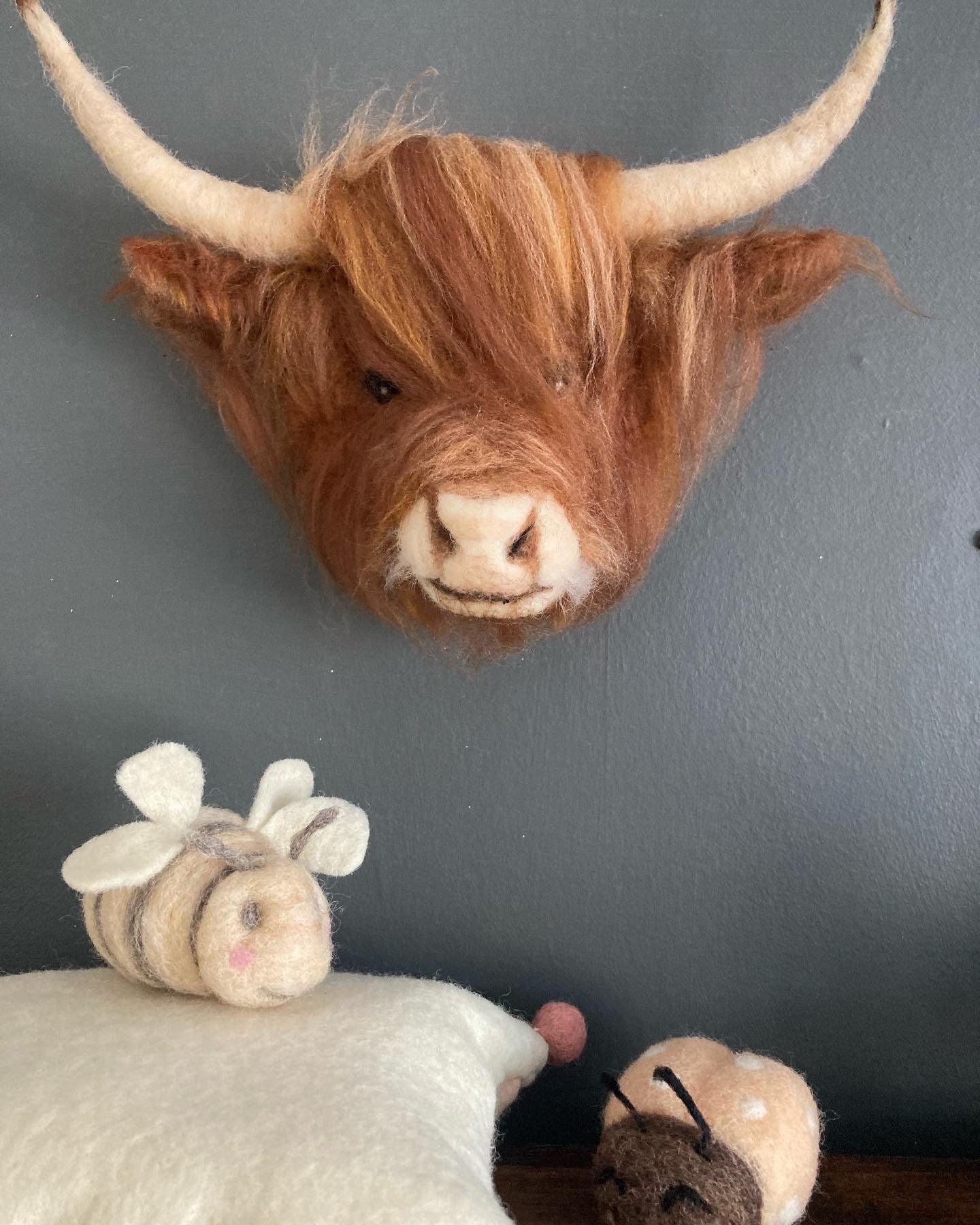 Handmade Wool Farm Animal Head Wall Decor: Highland Cow, Pig, Sheep ...