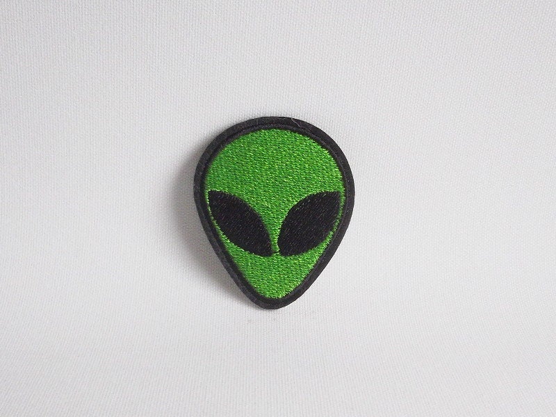 Sewing & Fiber Green Alien Iron On Sew On Applique Outer Space ...