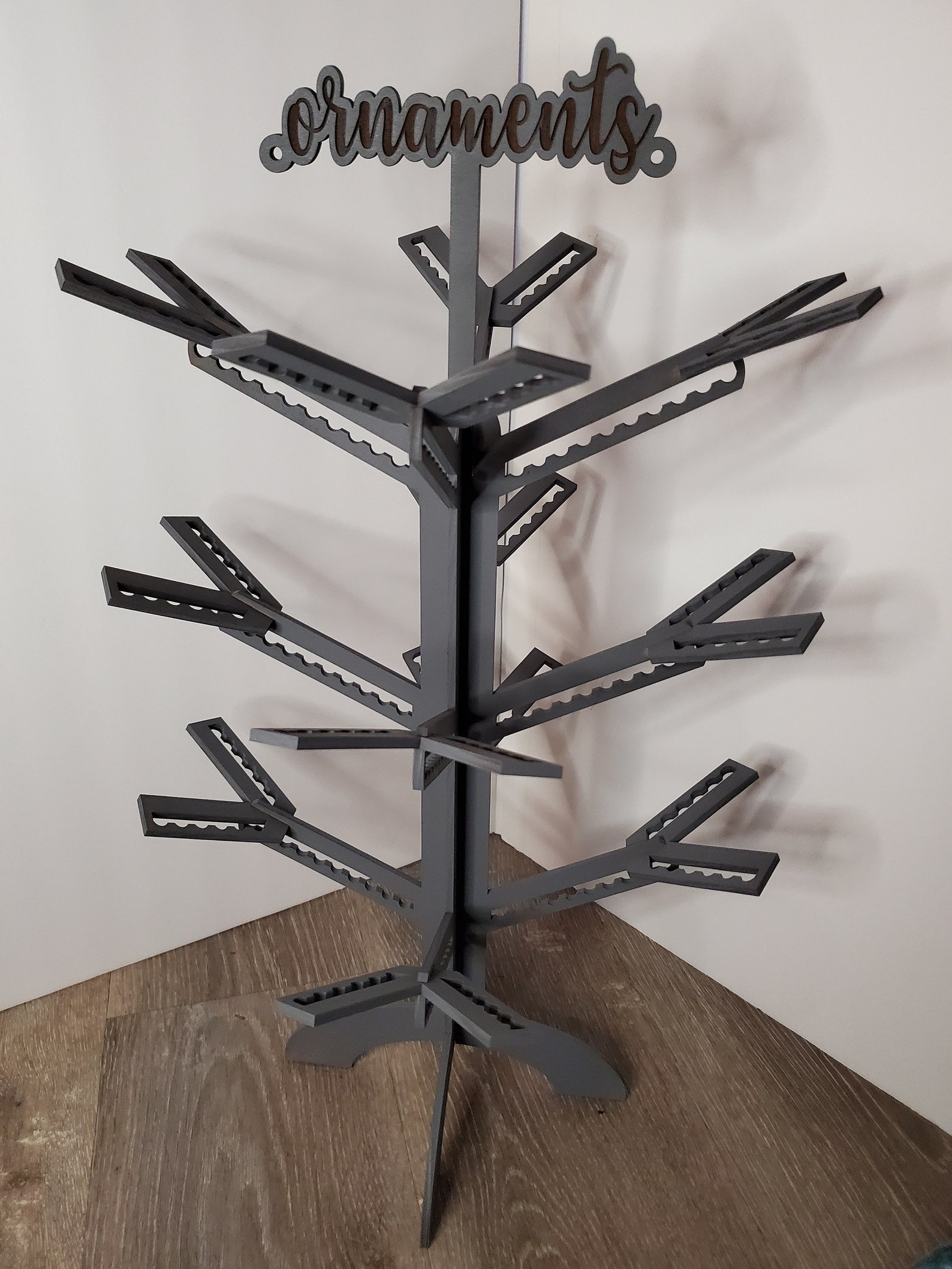 Vendor Ornament Display Rack and Tree Feature Ornament Display ...