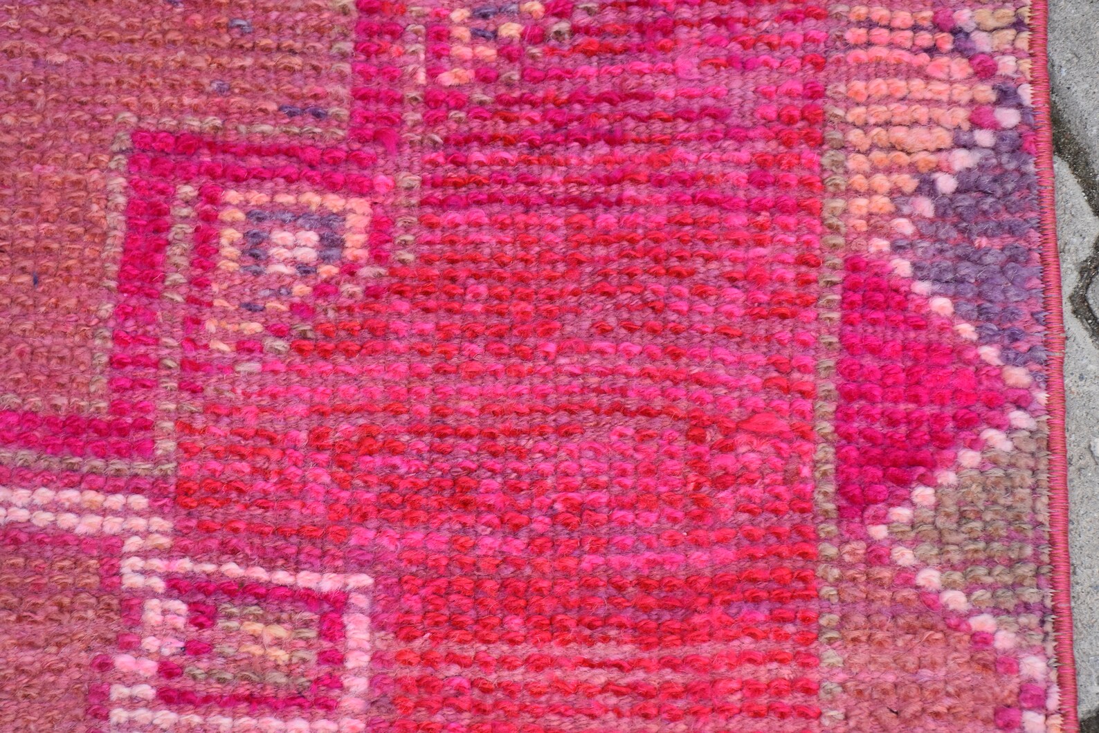 Pink turkish runner rug Entryway rug Vintage herki rug | Etsy
