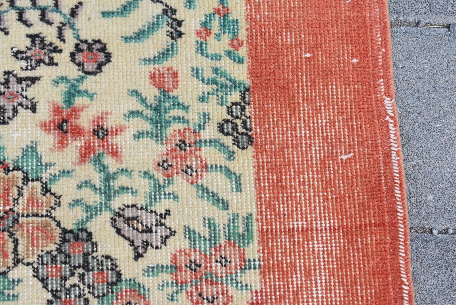 FREE SHIPPING turkish area rug vintage rug 3.9 x 7.0 ft | Etsy