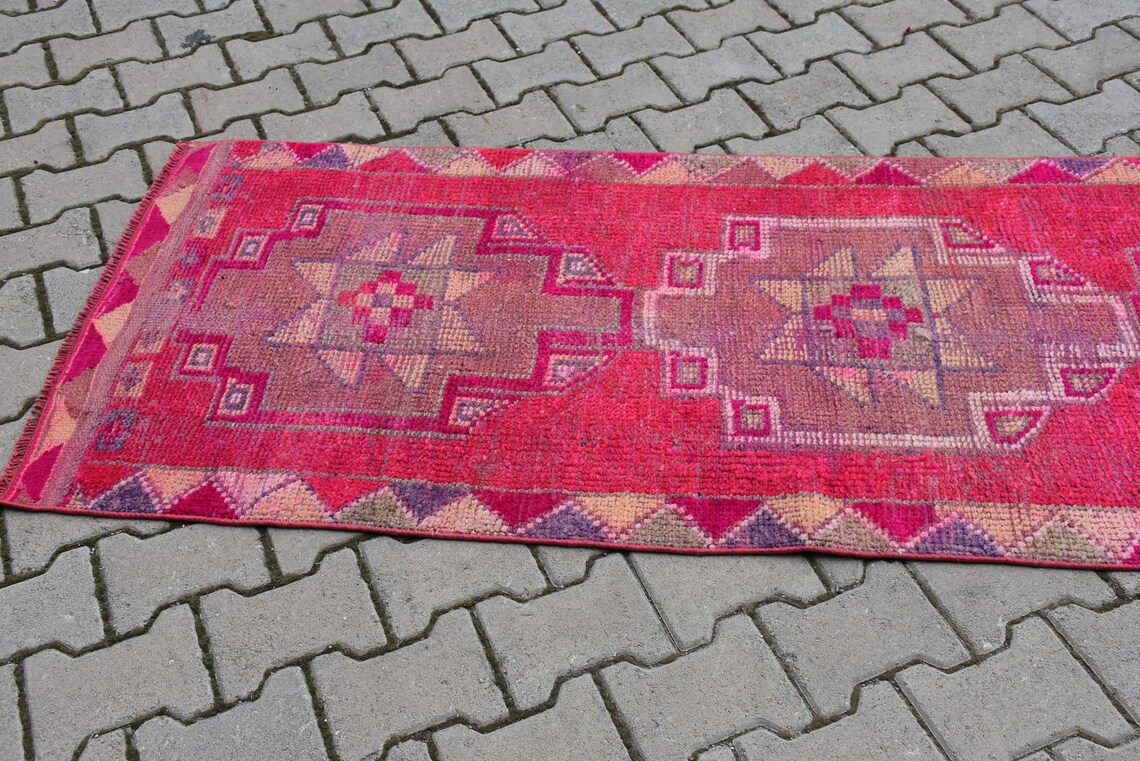 Pink turkish runner rug Entryway rug Vintage herki rug | Etsy