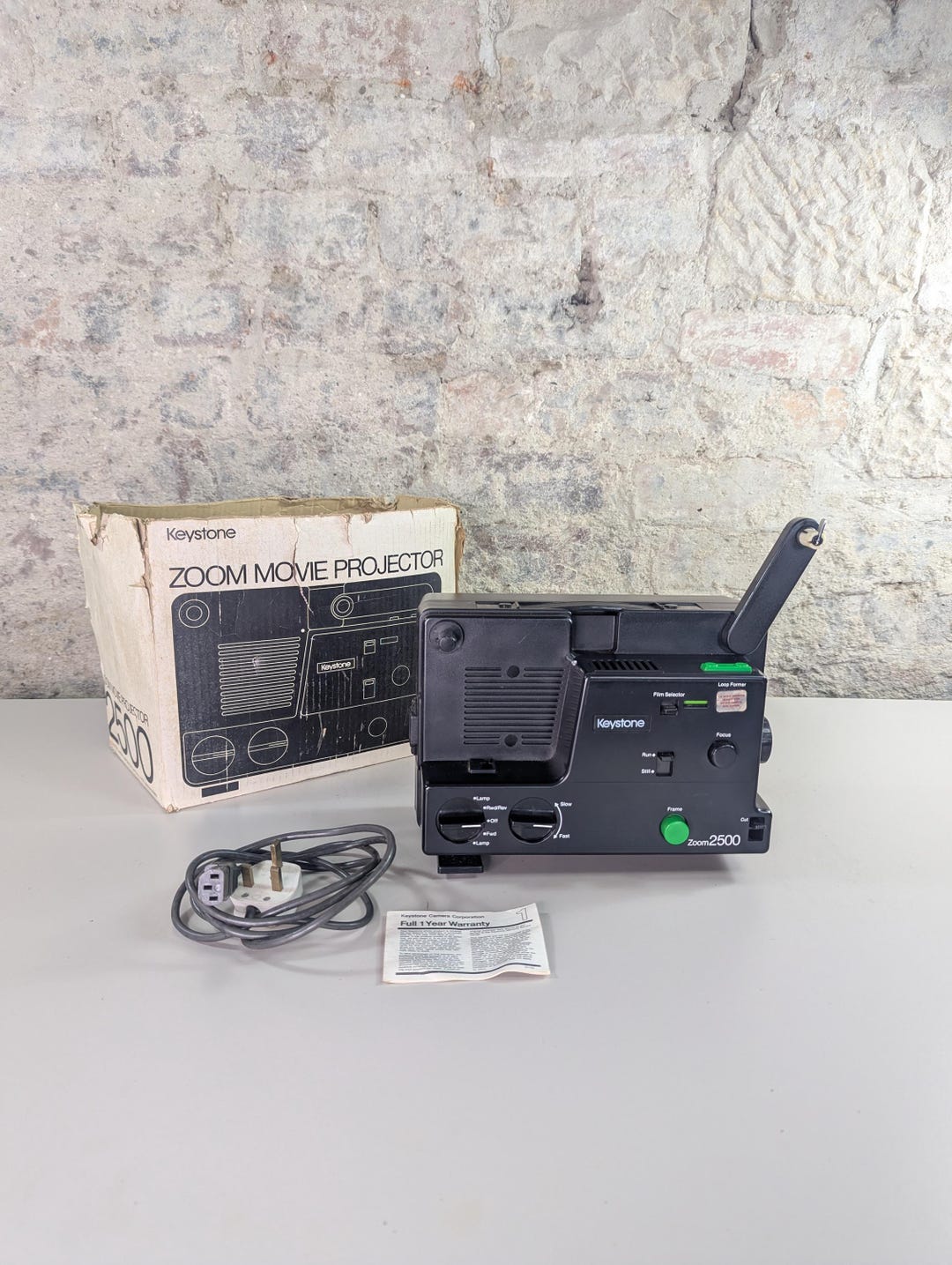 Vintage Keystone Zoom 2500 Movie Projector, Made in Taiwan, C 1970s ...