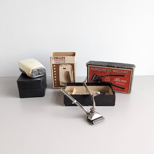 Set of Men's Vintage Philips Traveller Shaver & "alcoso" Hand Operated ...
