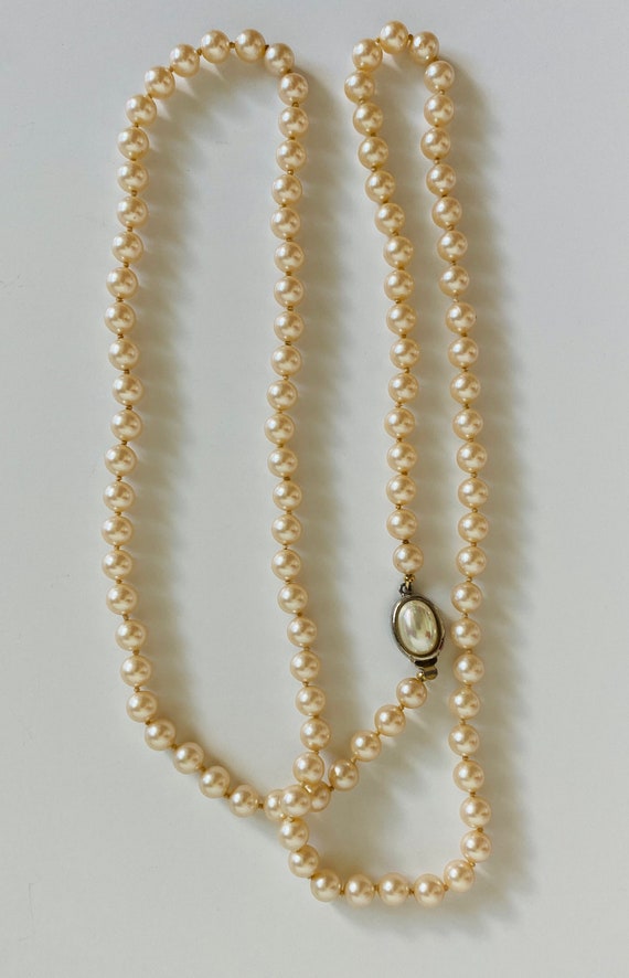 carolee vintage single strand - Gem
