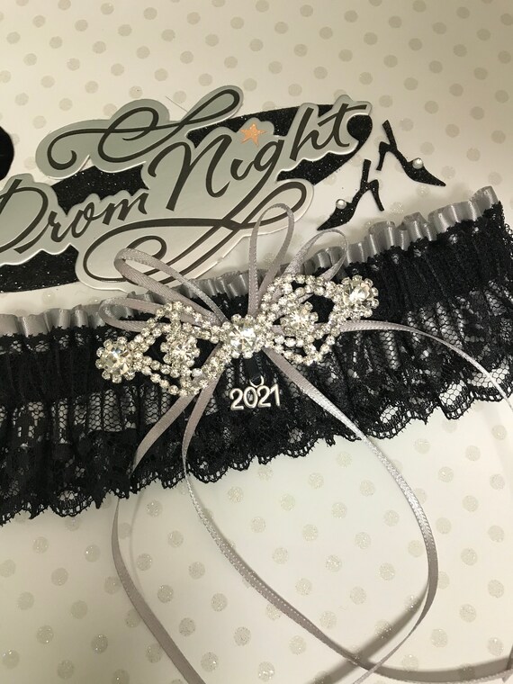 Prom garter with charm. Silver black prom garter prom | Etsy