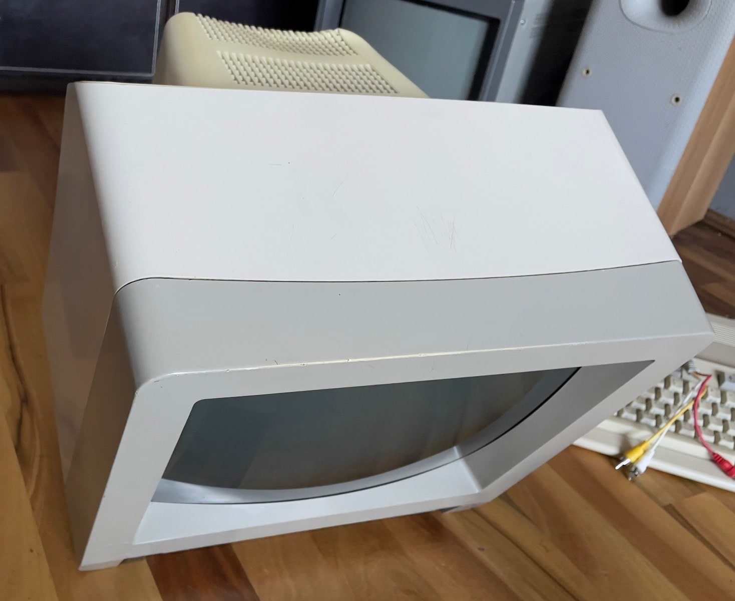 Monitor Commodore 1901 Retro Gaming CRT Amiga C64/128 Retro PC Ekran ...
