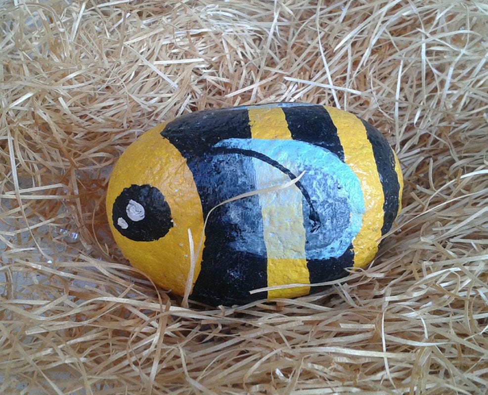Abeja pintada en piedra de río - Etsy España
