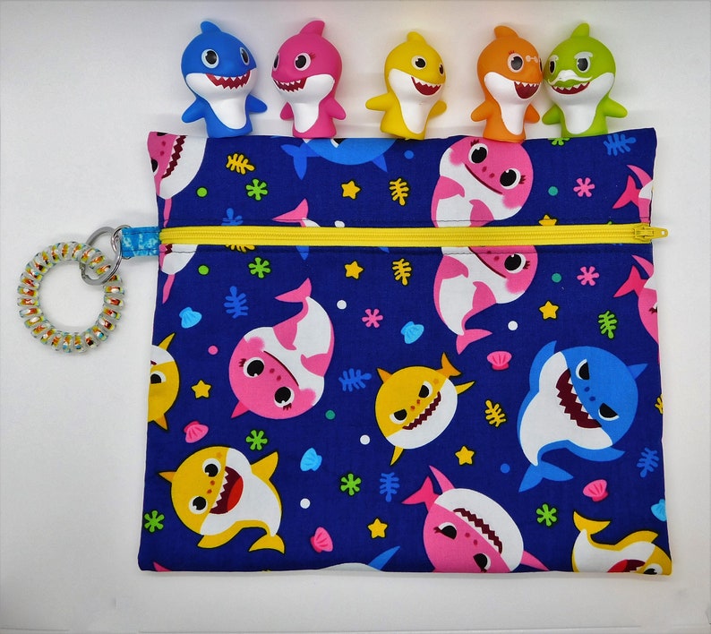 Baby Shark Zipper Pouch Bag With Keyring and Spiral Bracelet 5 Baby ...