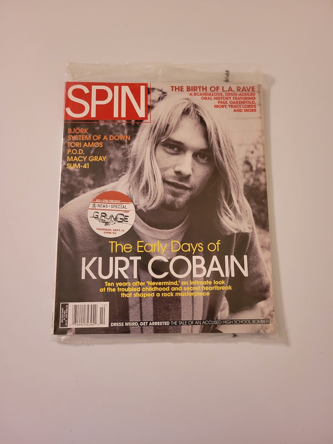 Vintage Spin Magazine - October 2001 - the Early Days of Kurt Cobain - Etsy