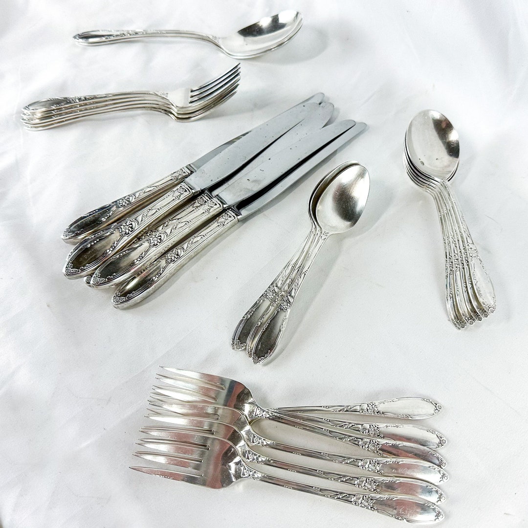 Vintage Oneida Heirloom Sterling Silver Virginia Pattern Flatware Set, 30 Pcs. - Etsy