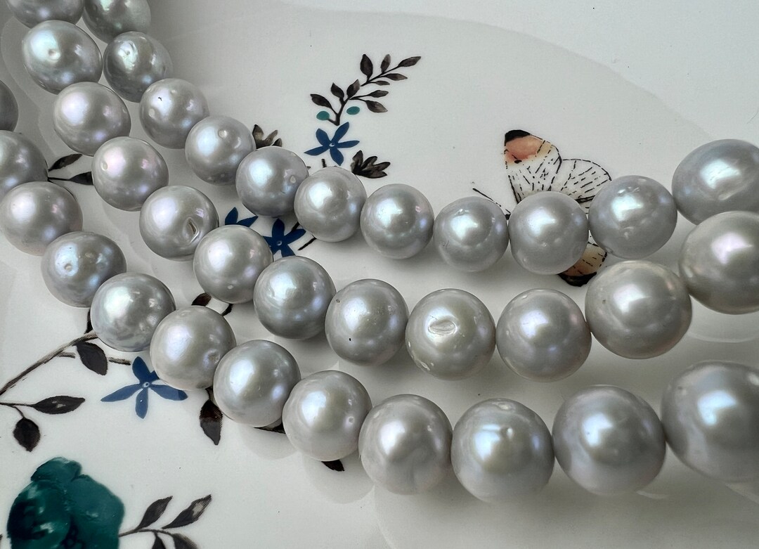 11-11.5mm AA Silver Gray Color Freshwater Pearls off Round Shape ...