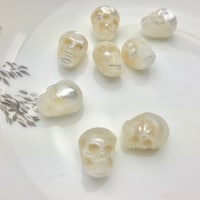 Pearl Skull - Etsy