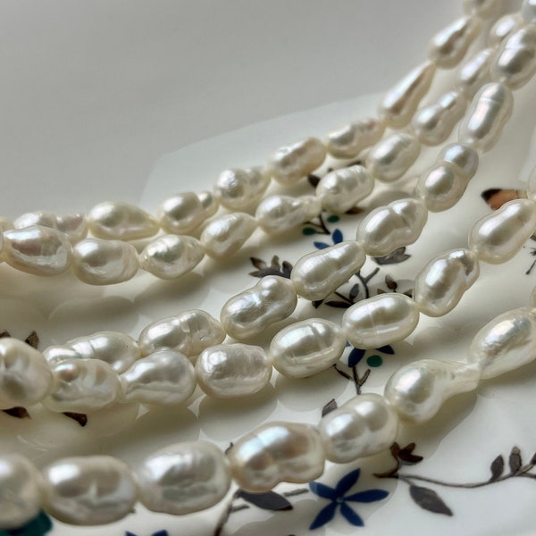 Oval Pearl Necklace - Etsy
