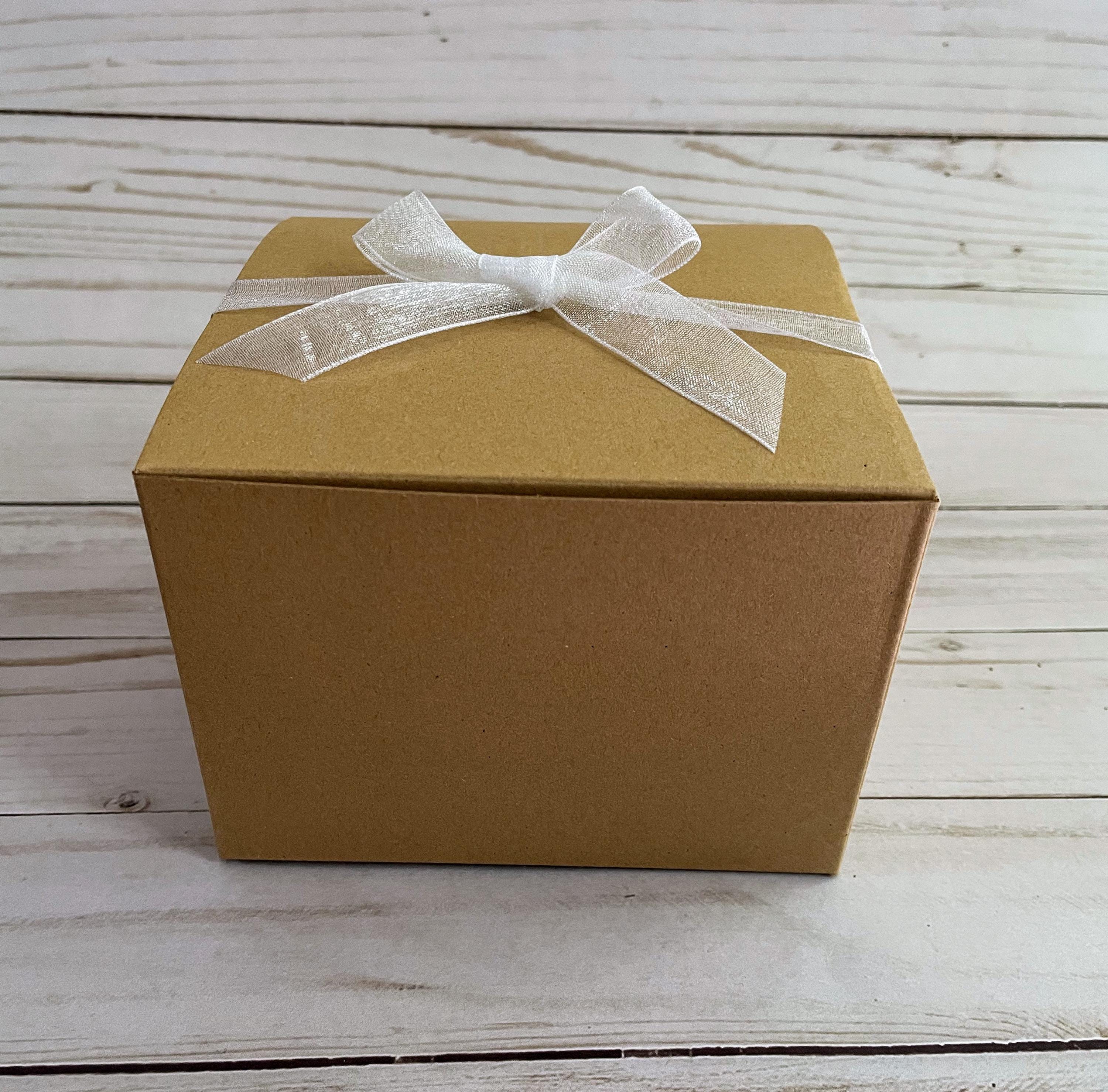 Tío Y Tía Baby Announcement Box: Bear Booties & Personalized Card - Etsy