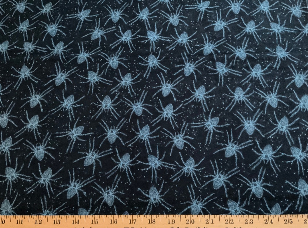 3 Yards/flannel/blue Spiders on Navy Blue Background Cotton Fabric - Etsy