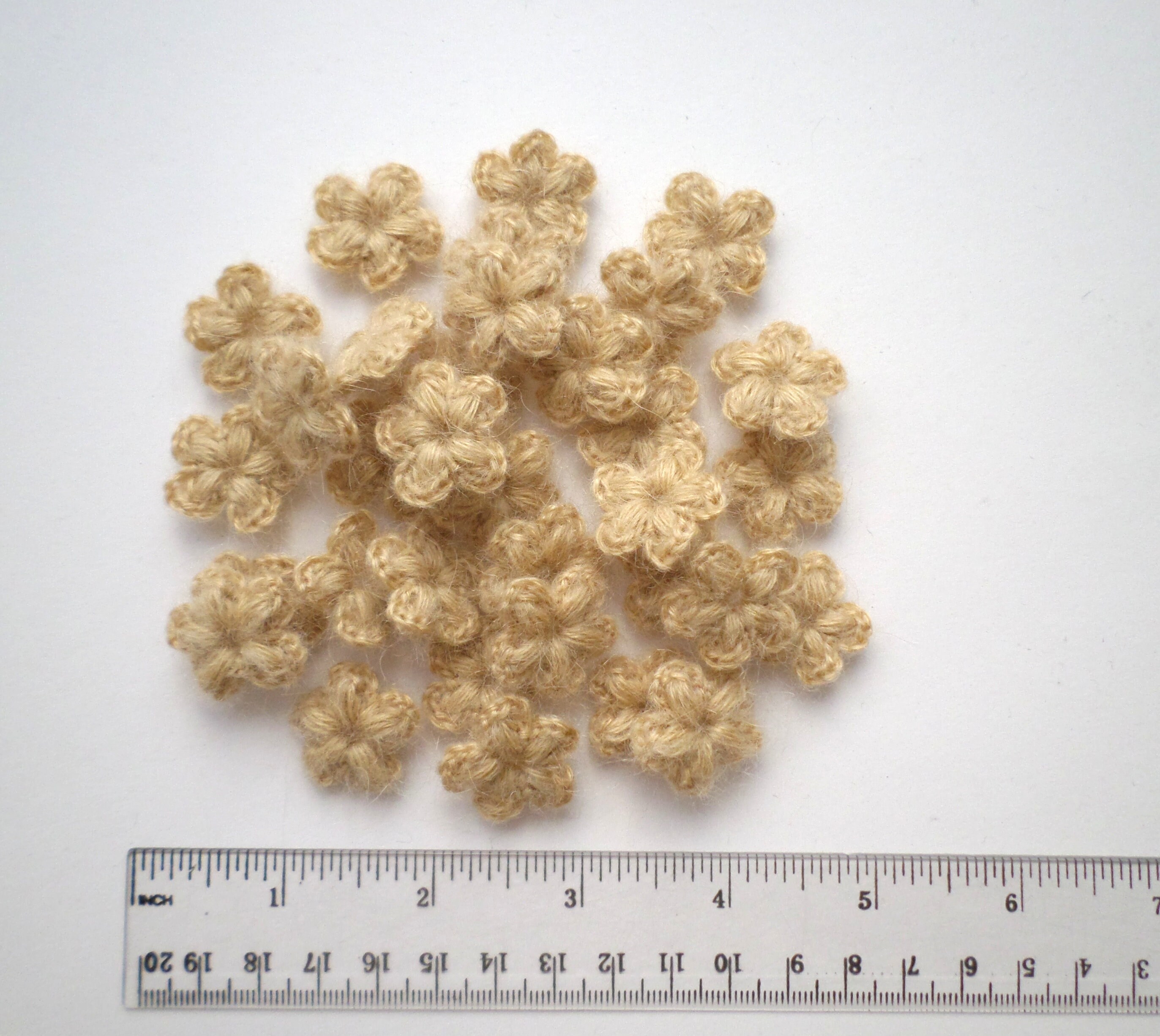 Crochet Mohair Flowers Tiny Beige Flower Applique Set of 33 - Etsy