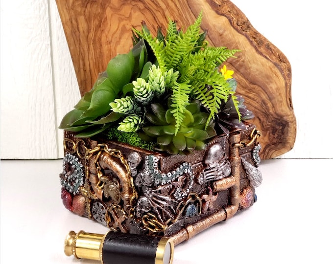 Steampunk Gears, Octopus Tentacles and Skull Succulent Planter ...