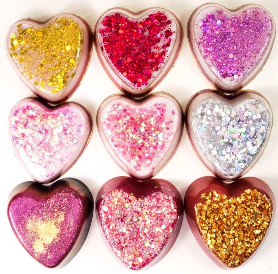 Gold Leaf Resin Heart Paperweight: Handmade Glitter Token - Etsy