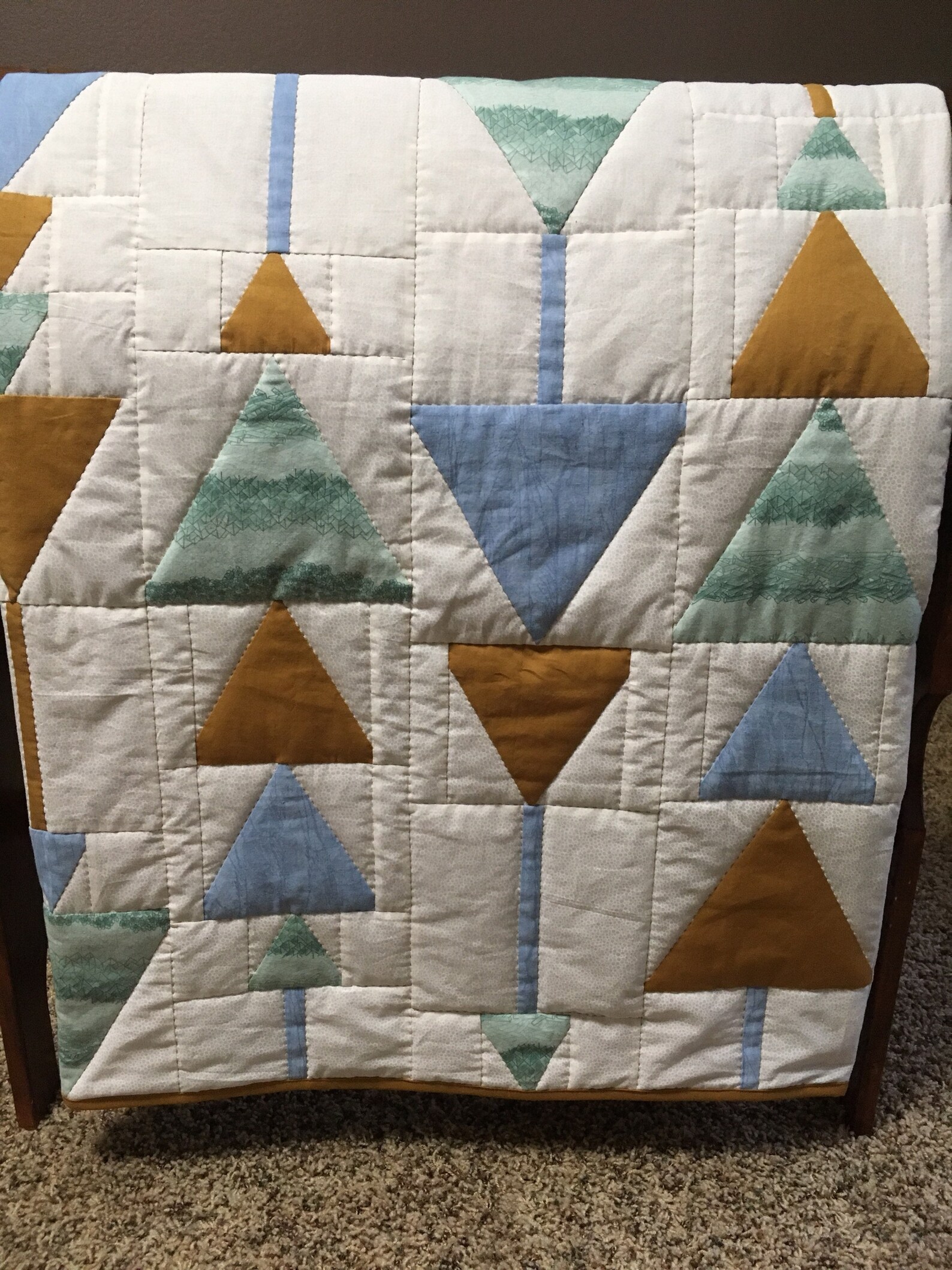 Nursery Triangle arrows directional Baby Quilt hand quilted | Etsy
