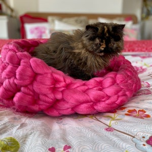 Handmade Cat Basket kitty Cocoon Super Chunky - Etsy