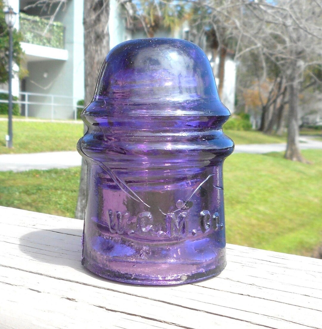 Great Condition Medium Purple CD 121 W.g.m.co Toll Style Glass ...