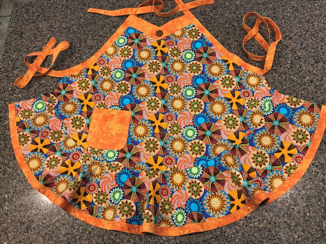 Beautiful Woven Baskets Featured on Vintage-style Apron, Graceful ...