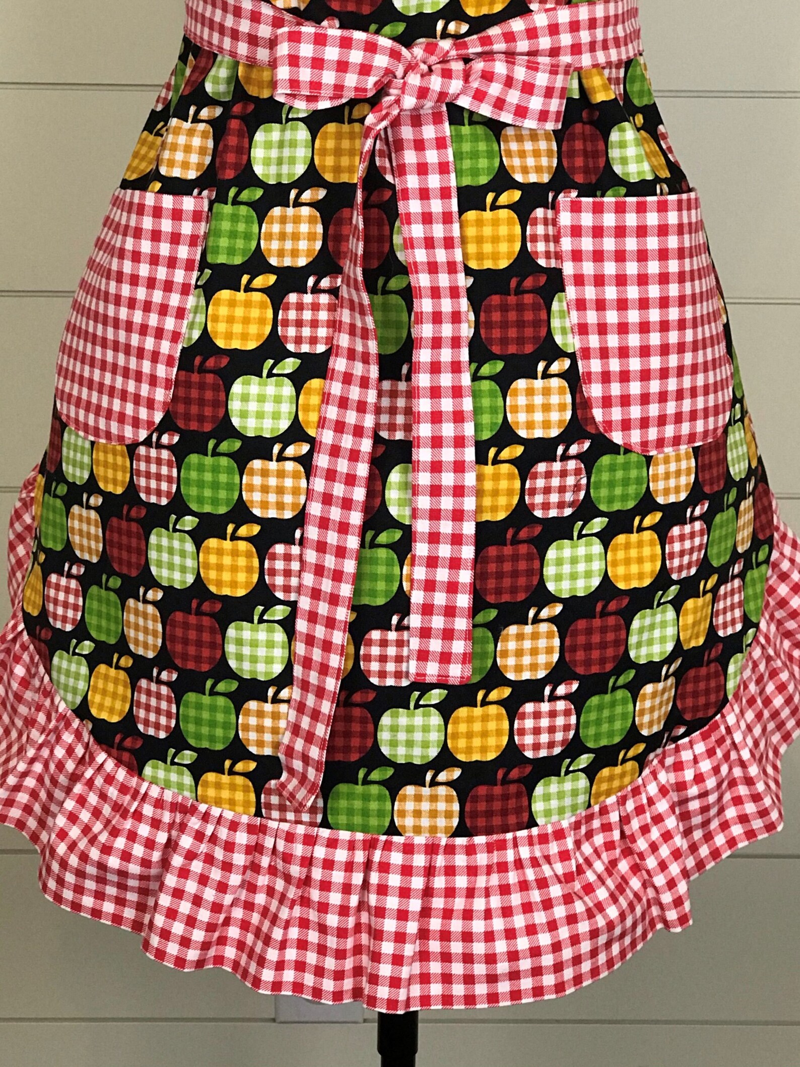 Rosy Gingham Apples Featured on Seasonal Woman's Apron, Red Gingham ...
