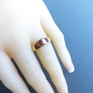 Victorian 18ct Gold Ruby Trilogy Rub Over Ring - Hallmarked Birmingham ...