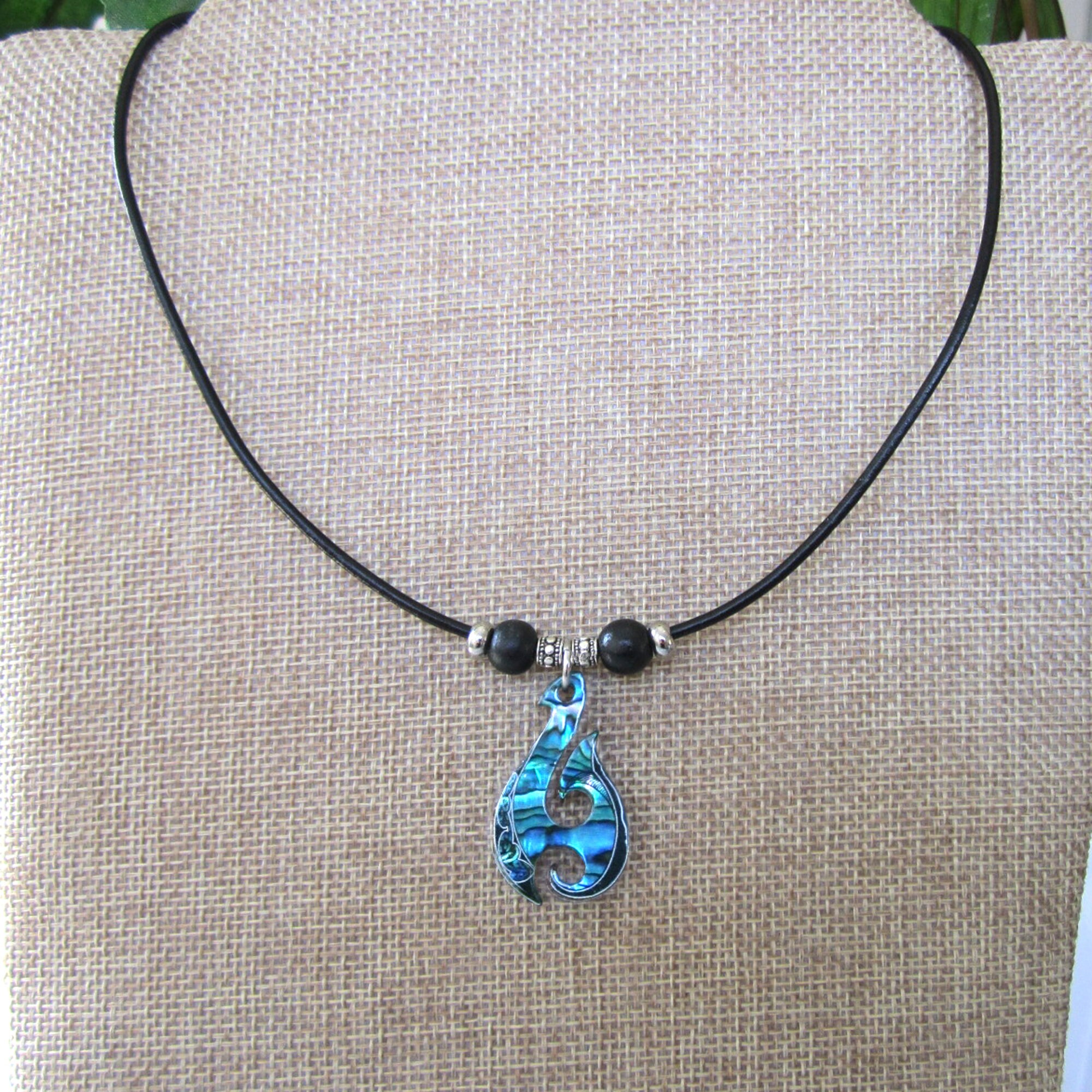 Maori Fish Hook Necklace, Paua Shell, Celtic Design on Side, Seashell ...